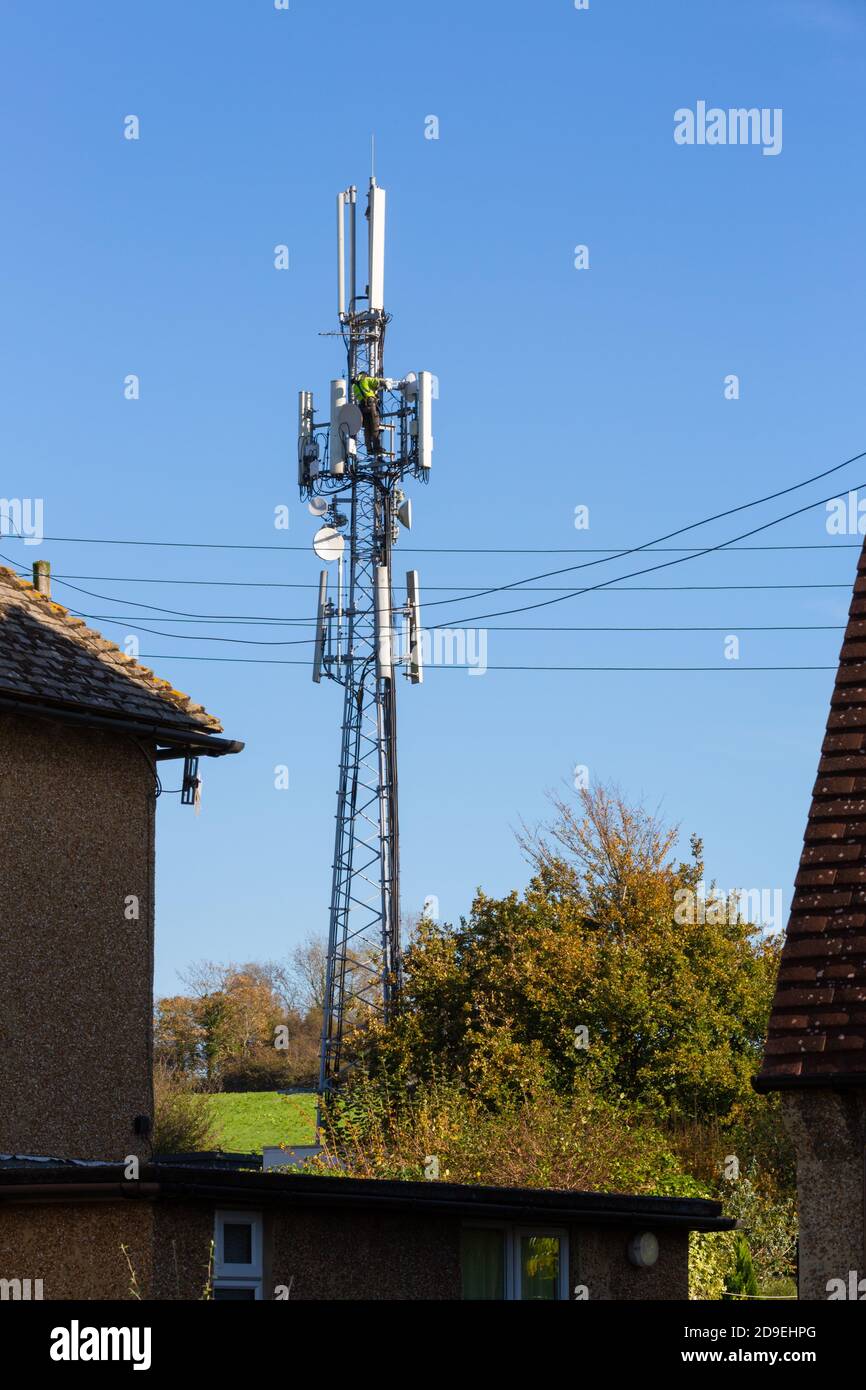 Telecoms technician uk hi-res stock photography and images - Alamy