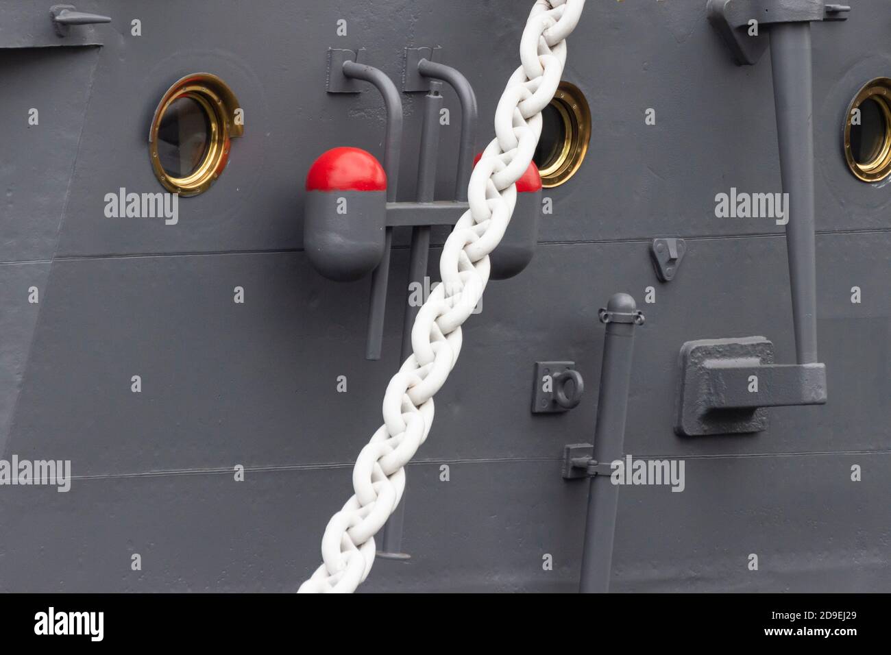 Ships anchor chain hi-res stock photography and images - Alamy
