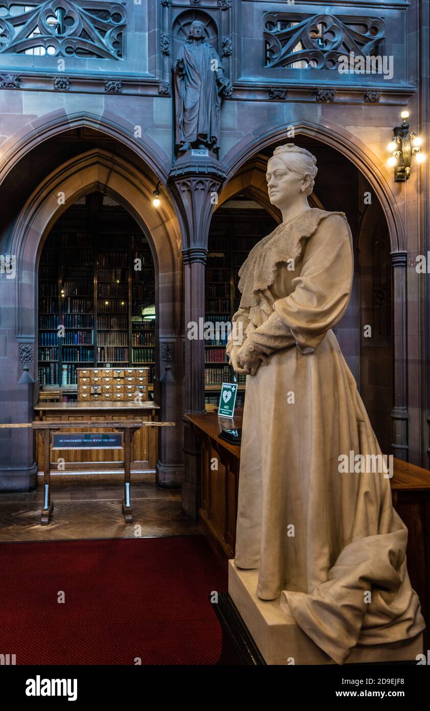 Statue of Enriqueta Rylands in the John Rylands library Manchester ...