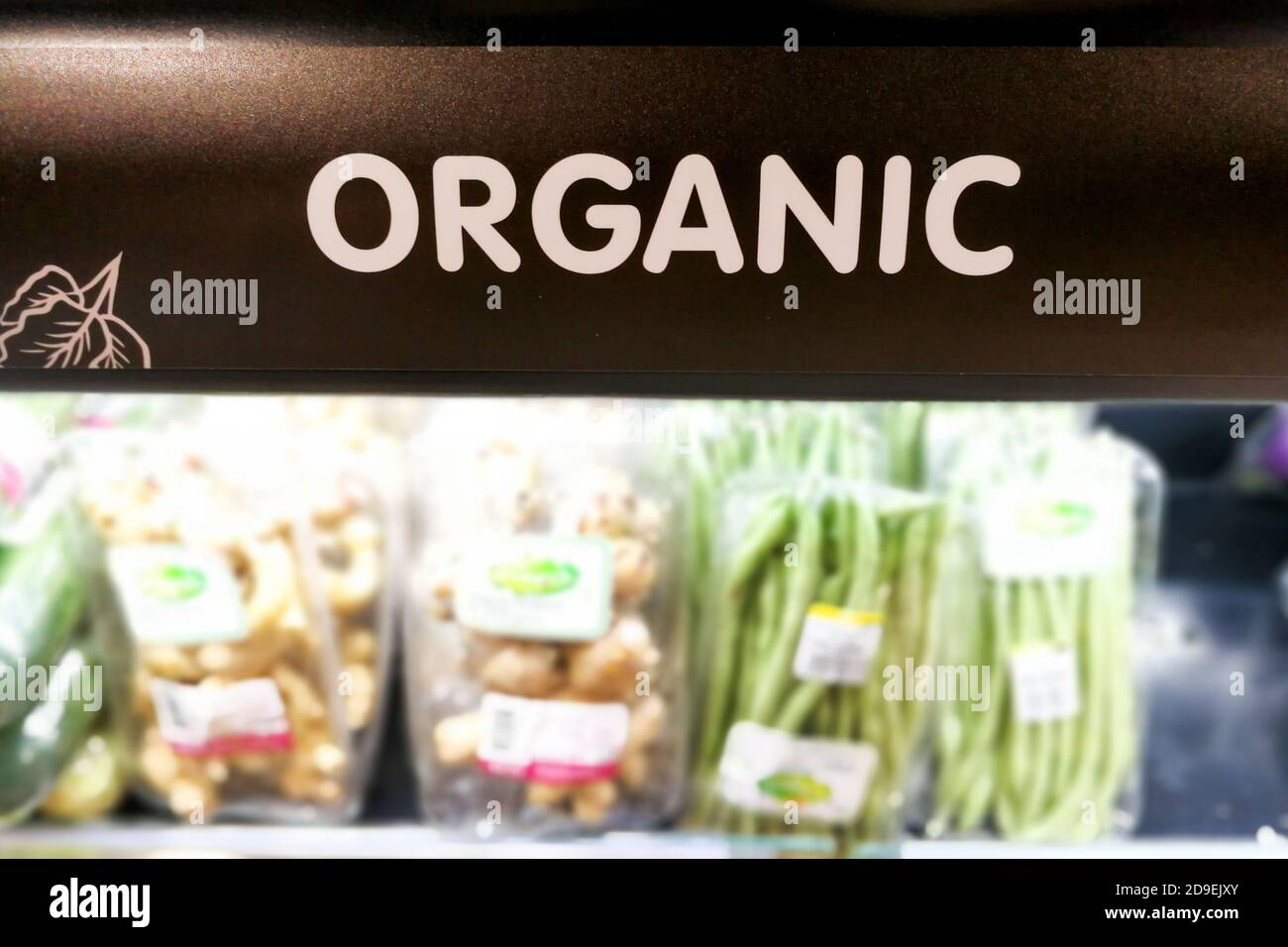 Organic signage at vegetable and fruits section of supermarket Stock ...
