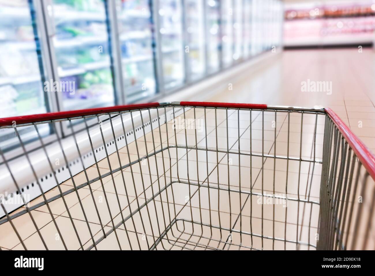 Frozen Food Aisle High Resolution Stock Photography and Images - Alamy