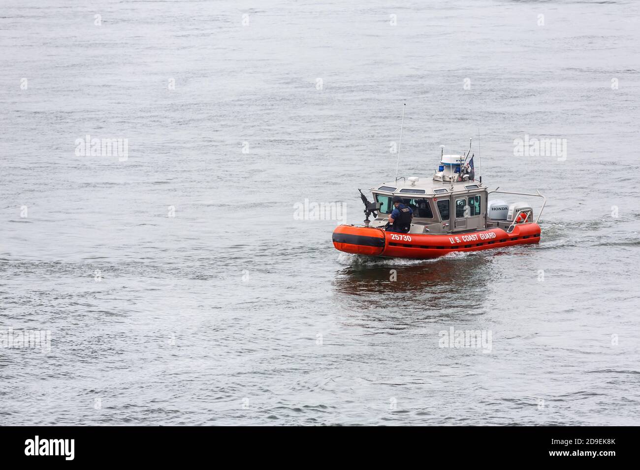Us coast guard patrol boat hi-res stock photography and images - Alamy