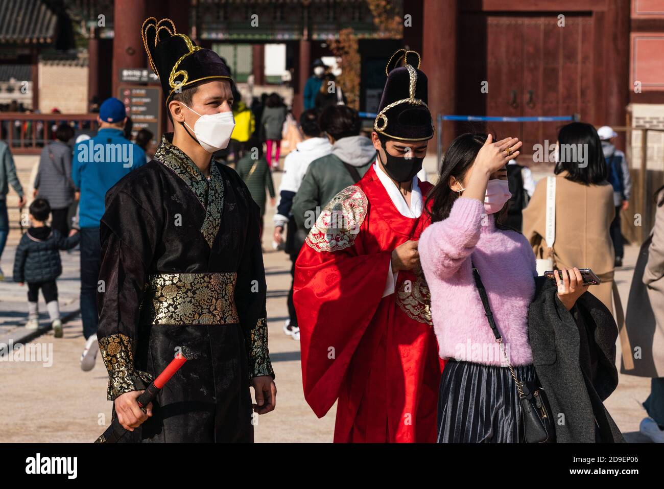 Seoul, South Korea. 05th Nov, 2020. Tourists wearing face masks and ...