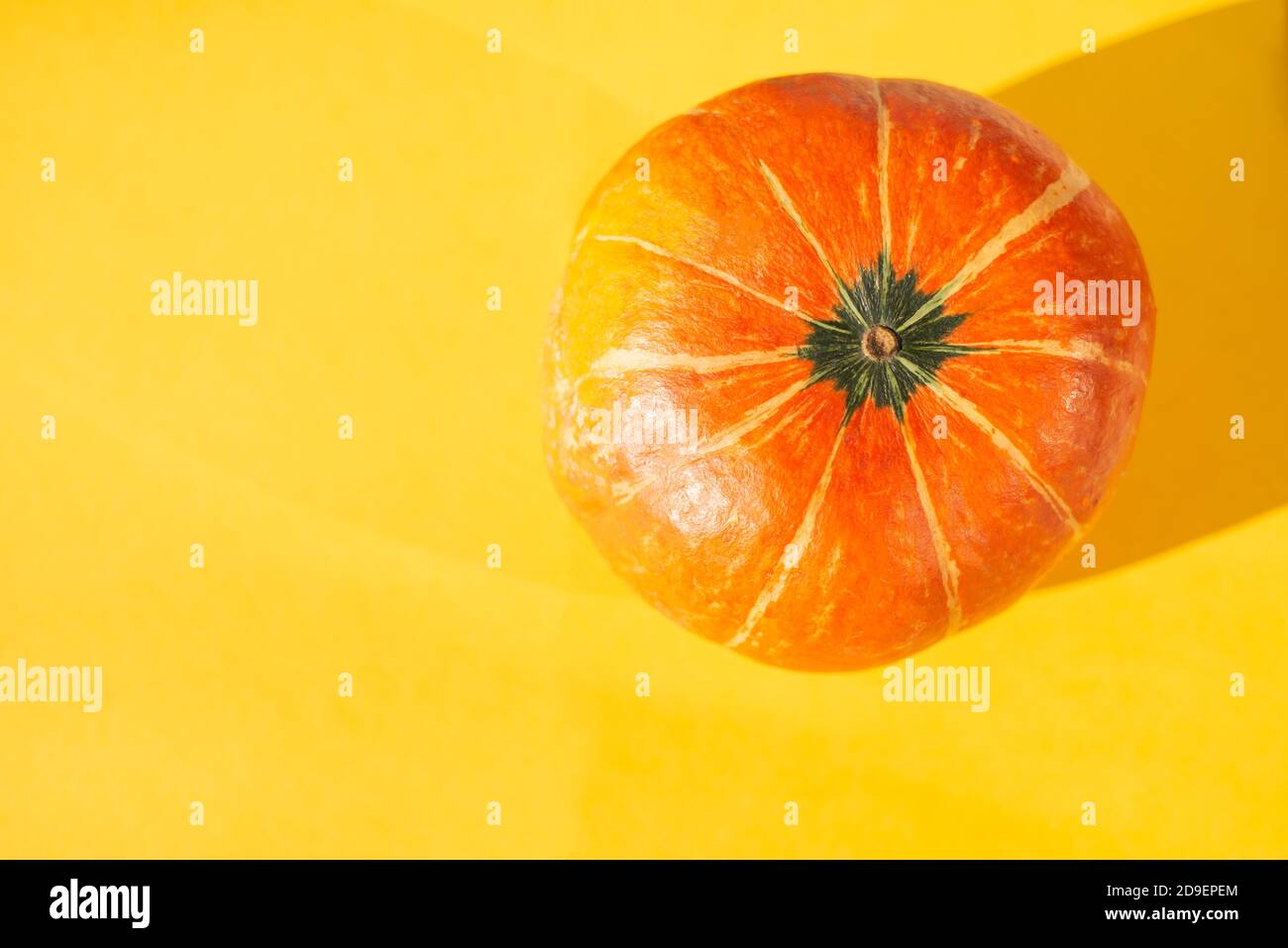 Health text on orange hi-res stock photography and images - Alamy