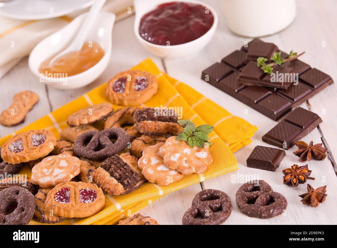 Shortcrust pastry biscuits Stock Photo - Alamy