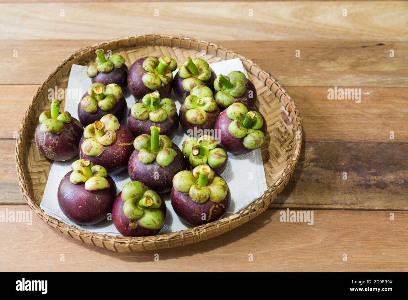 Mangosteen fresh tropical fruit hi-res stock photography and images - Alamy