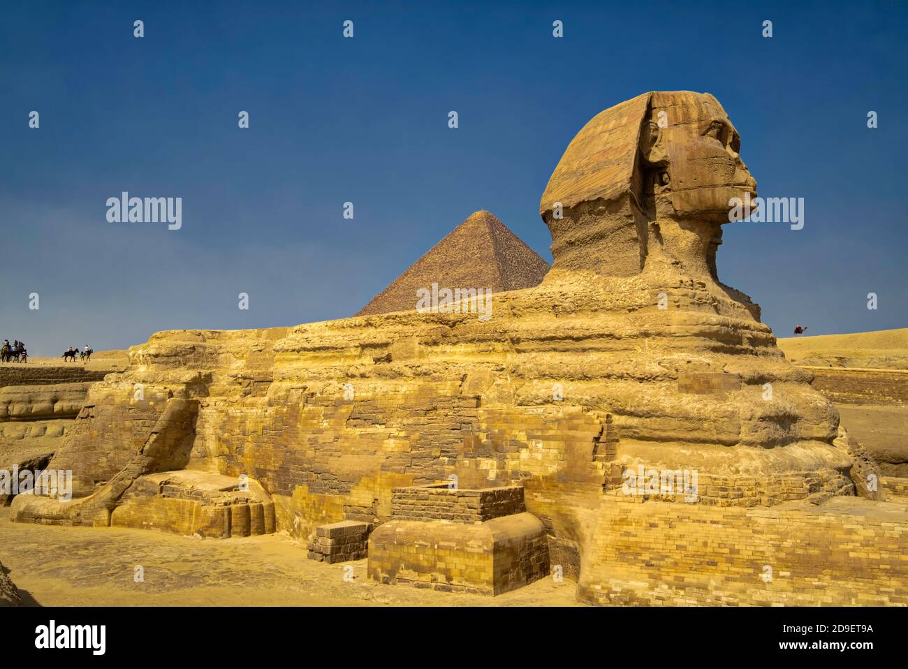 Colossus head statue hi-res stock photography and images - Alamy