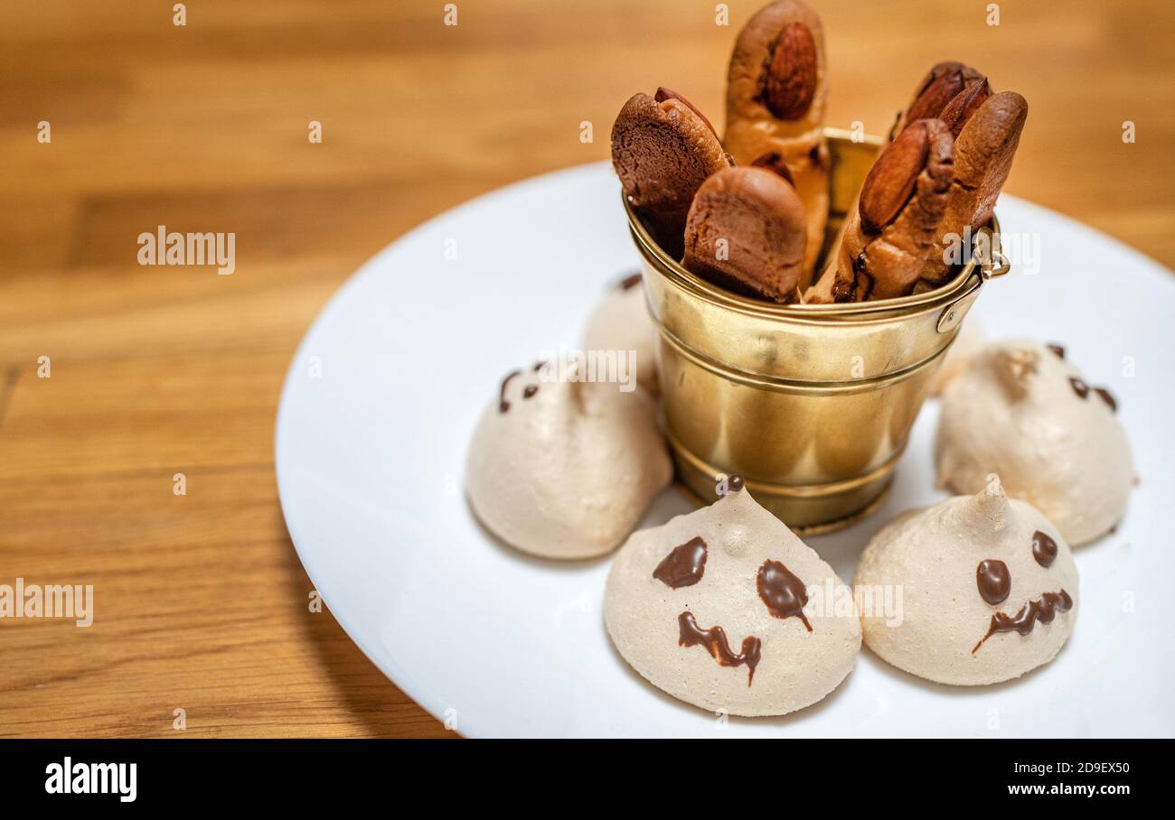 Ghost shaped shortbread hi-res stock photography and images - Alamy