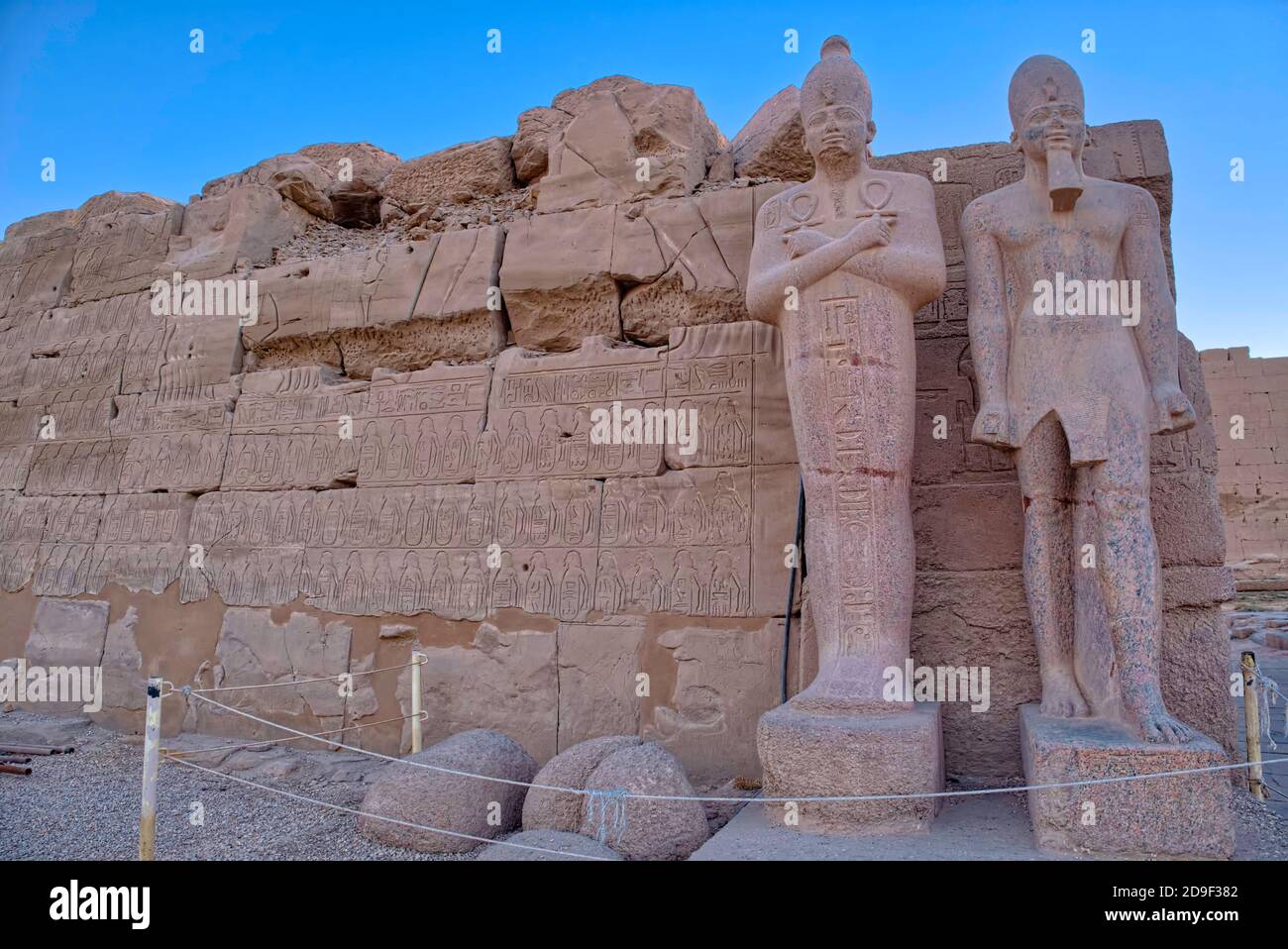 Statues at Karnak Taken @Esna, Egypt Stock Photo - Alamy