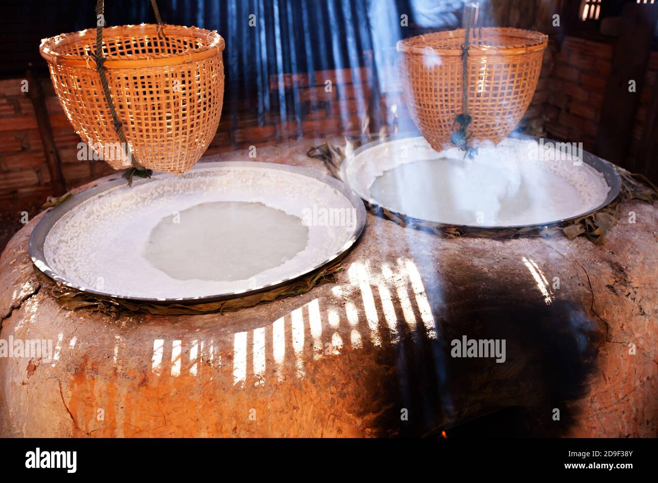 Asian cooking method hi-res stock photography and images - Alamy
