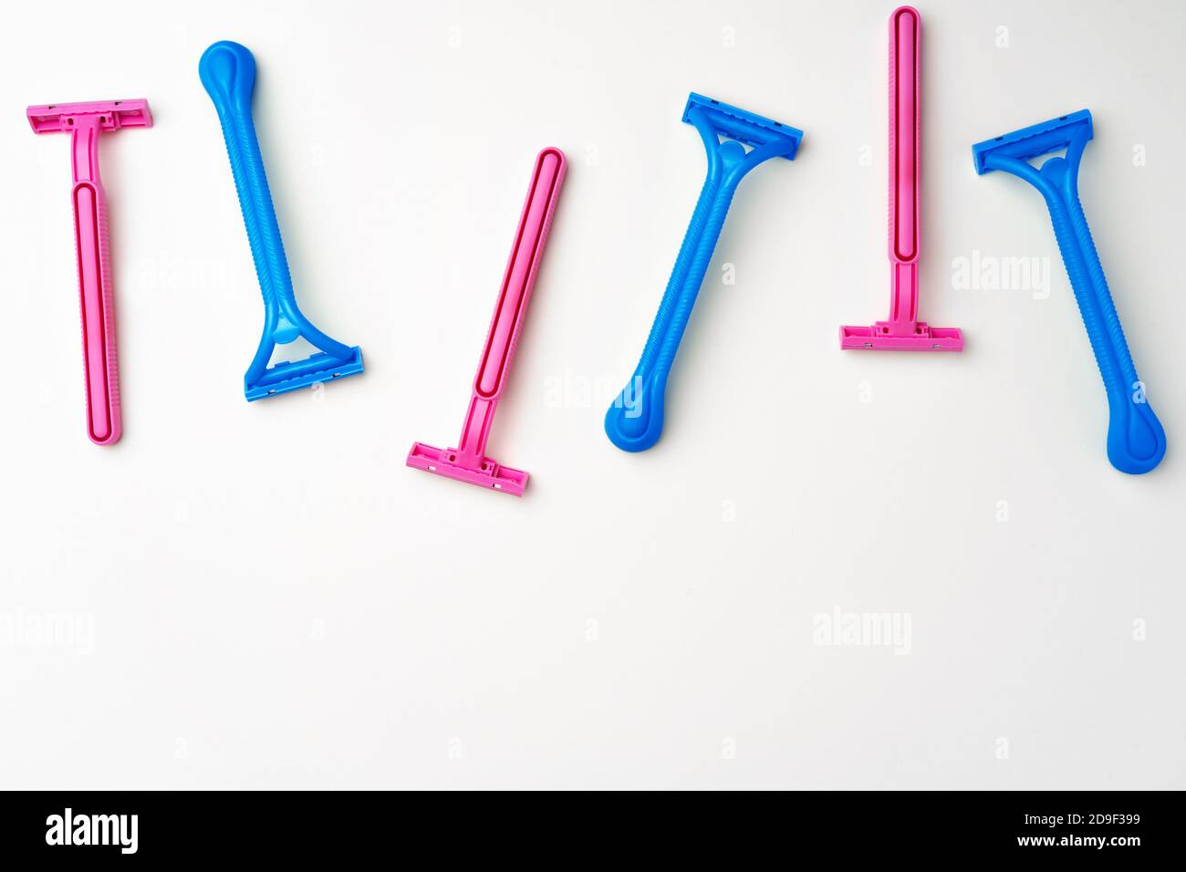 Razor pink blue hi-res stock photography and images - Alamy