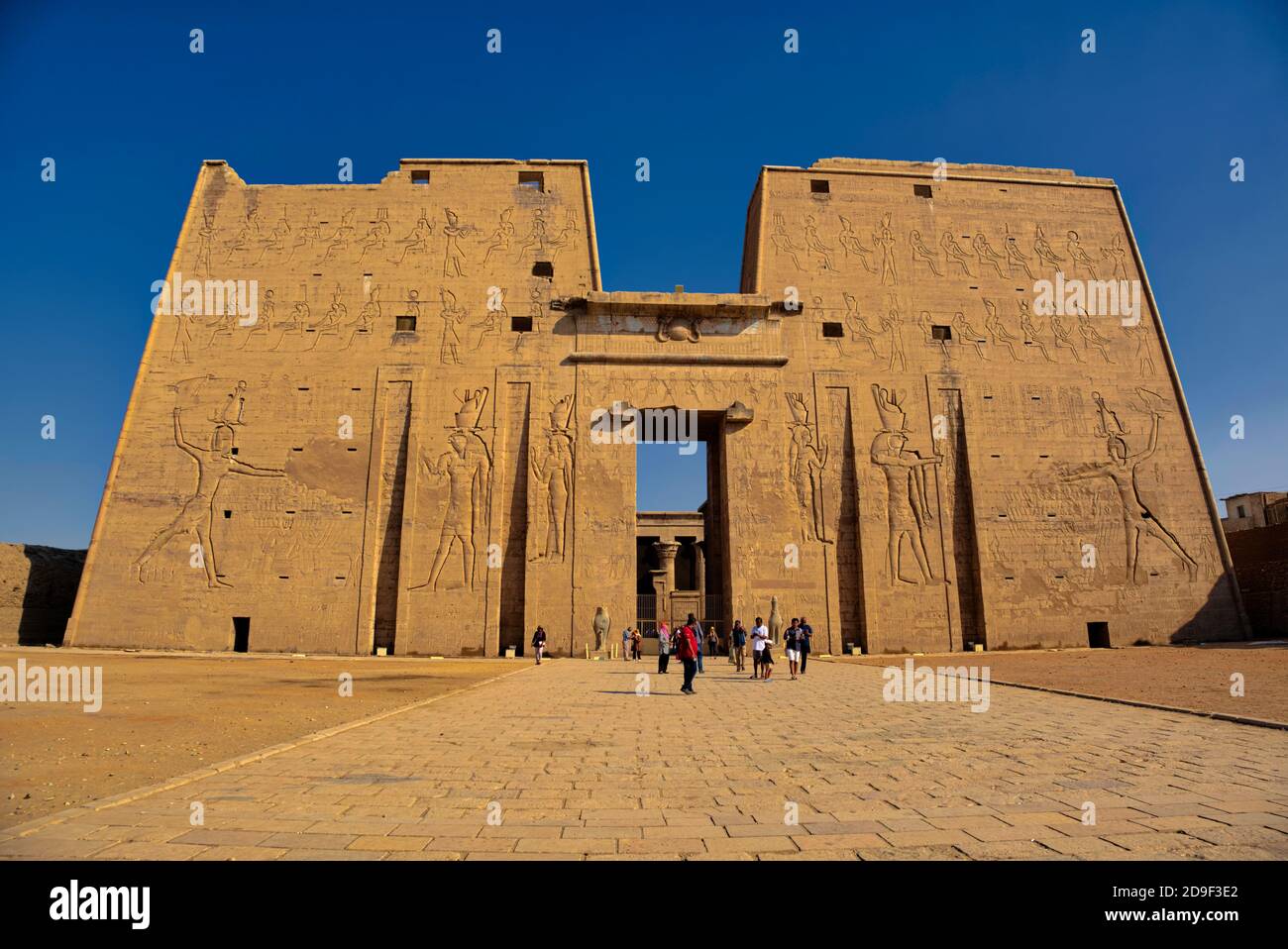 Temple of horus edfu cleopatra hi-res stock photography and images - Alamy