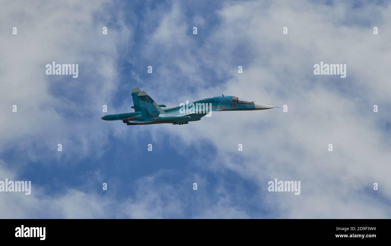 Su 34 aircraft hi-res stock photography and images - Alamy