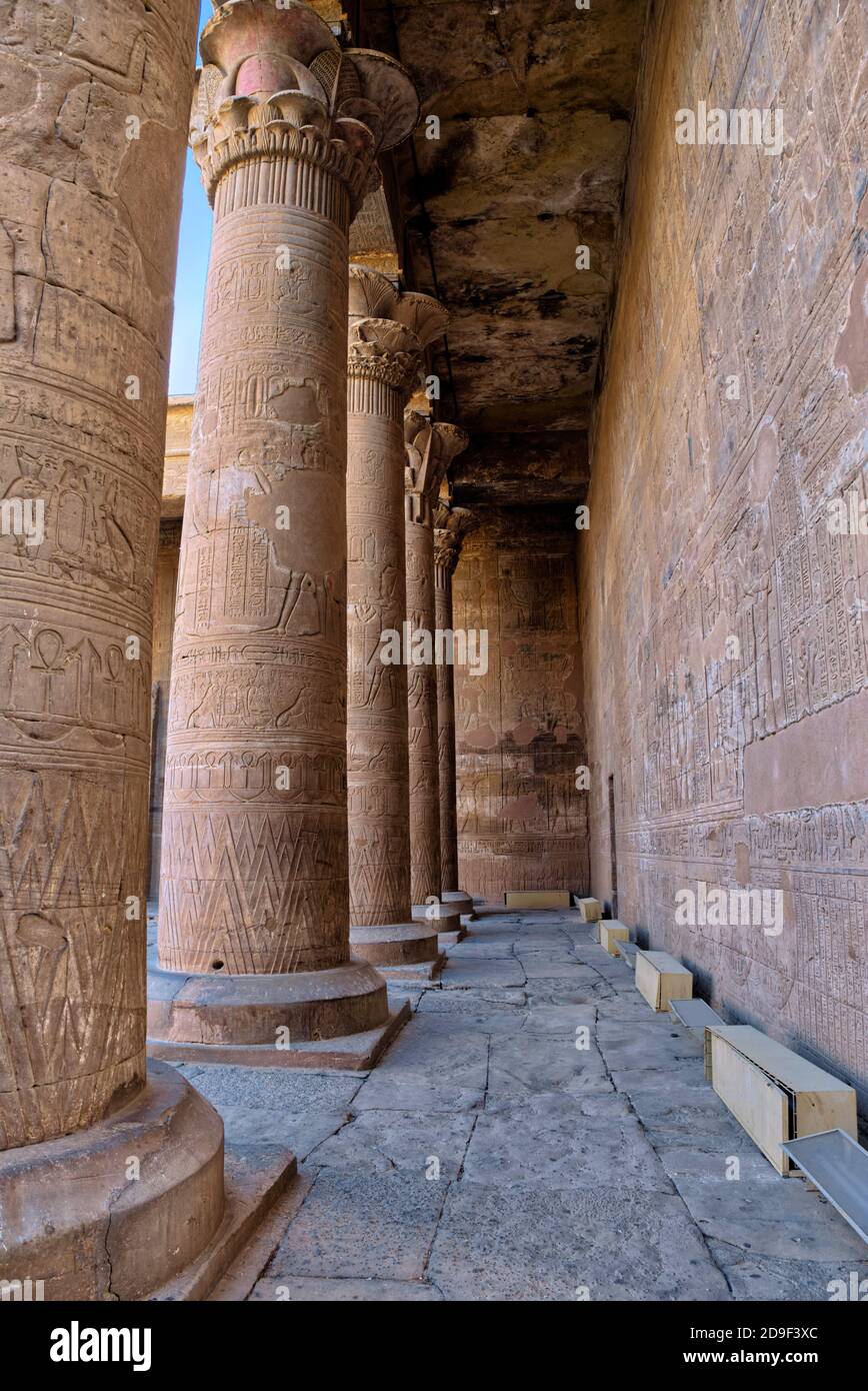 Ptolemy i pharaoh statue hi-res stock photography and images - Alamy