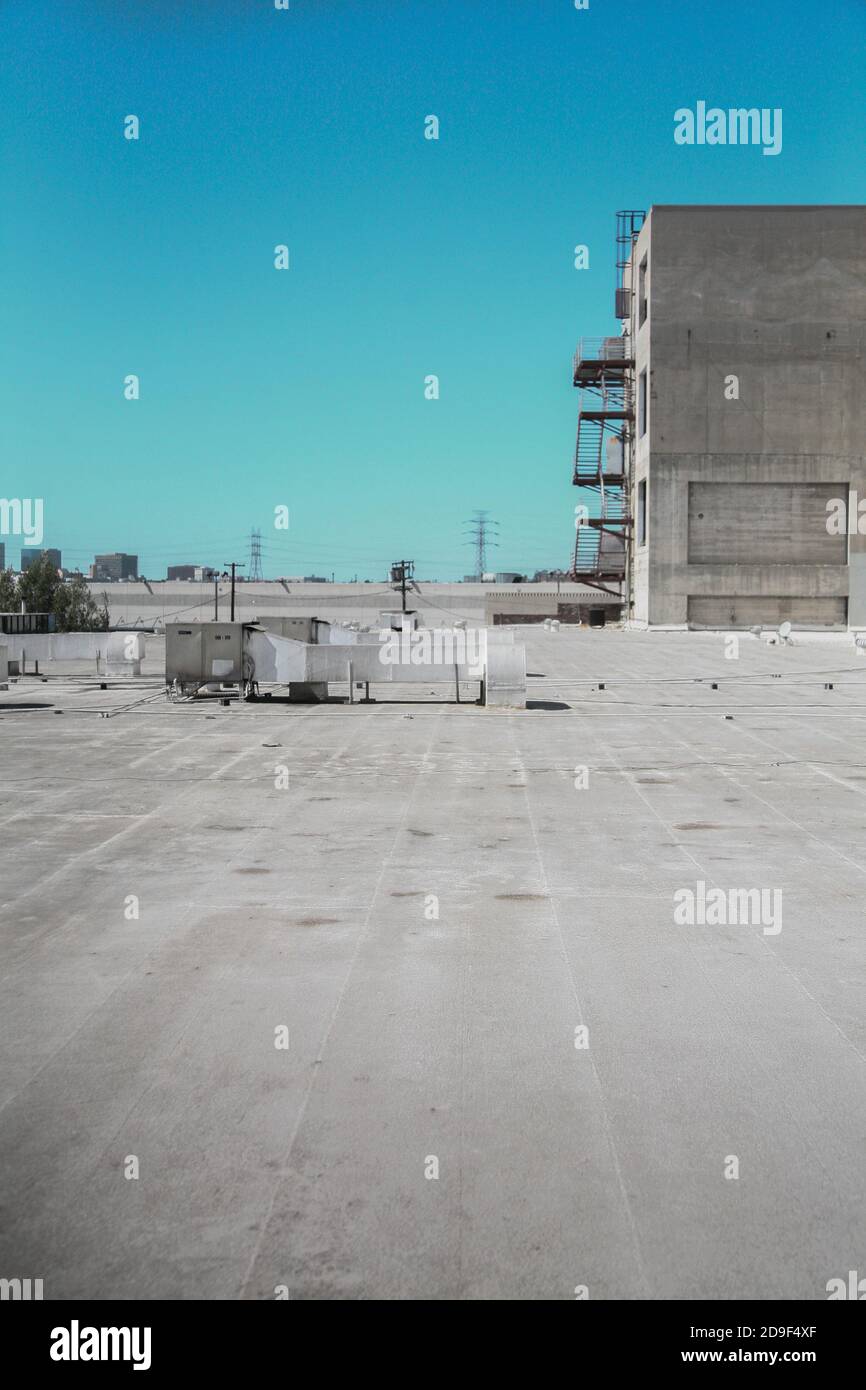 industrial rooftop in los angeles Stock Photo - Alamy