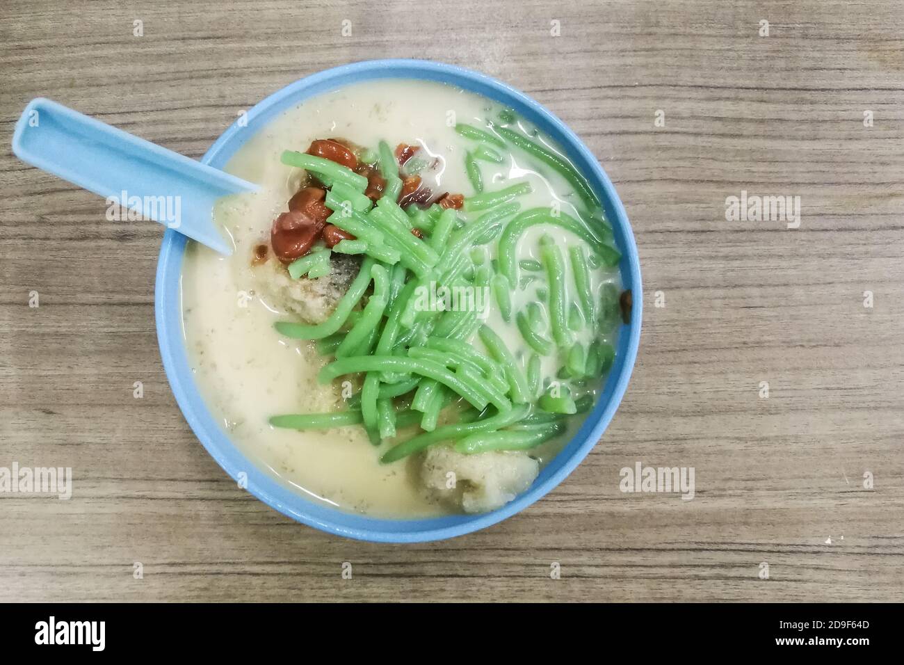 Penang road famous refreshing chendol with red bean served in bowl ... Penang road famous refreshing chendol with red bean served in bowl ...