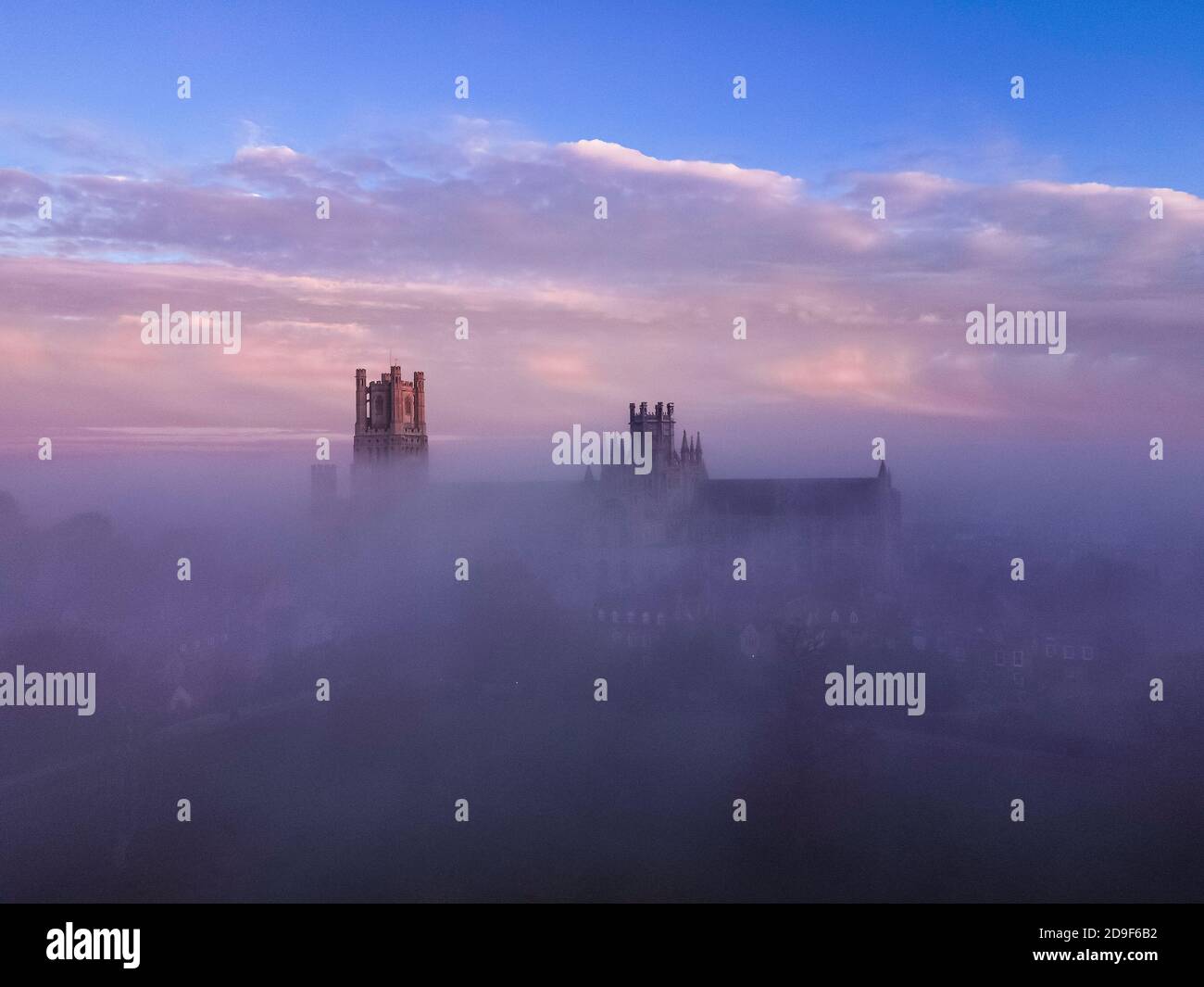 Ely cathedral mist hi-res stock photography and images - Alamy