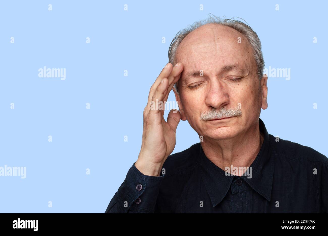 Sick old man. Healthcare, pain, stress and age concept. Senior man ...