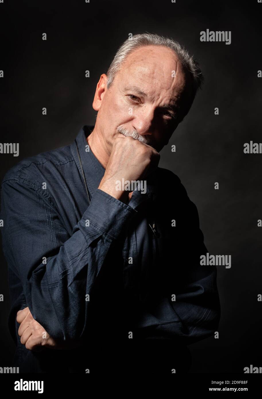 Portrait of handsome senior man Stock Photo - Alamy