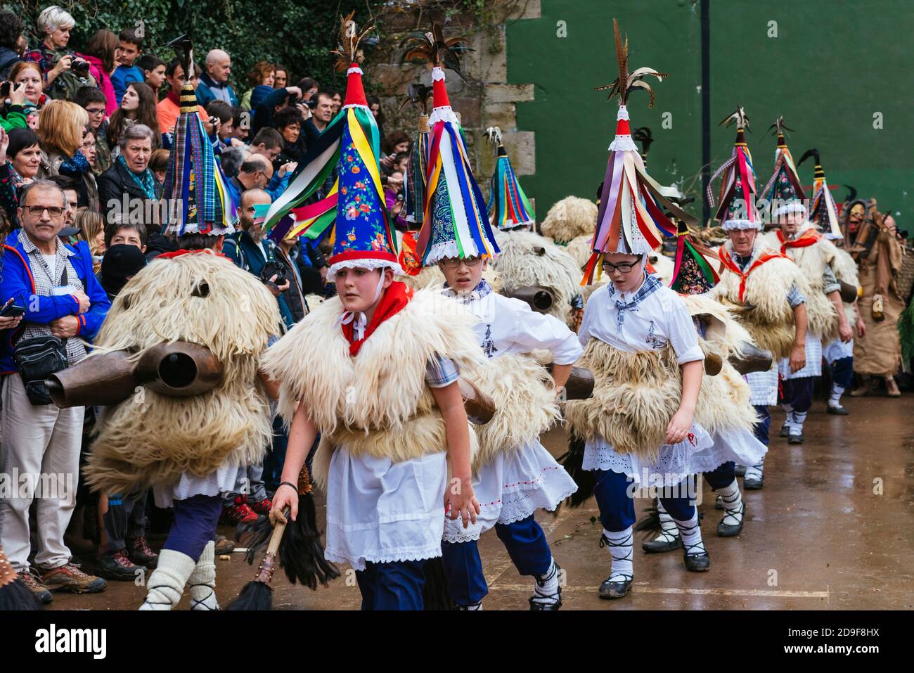 A Joalduna is a traditional character of the culture of Navarre ...
