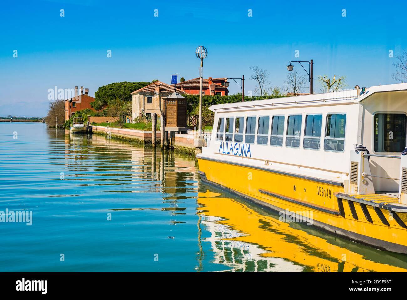 Venetian lagoon venice boat hi-res stock photography and images - Alamy