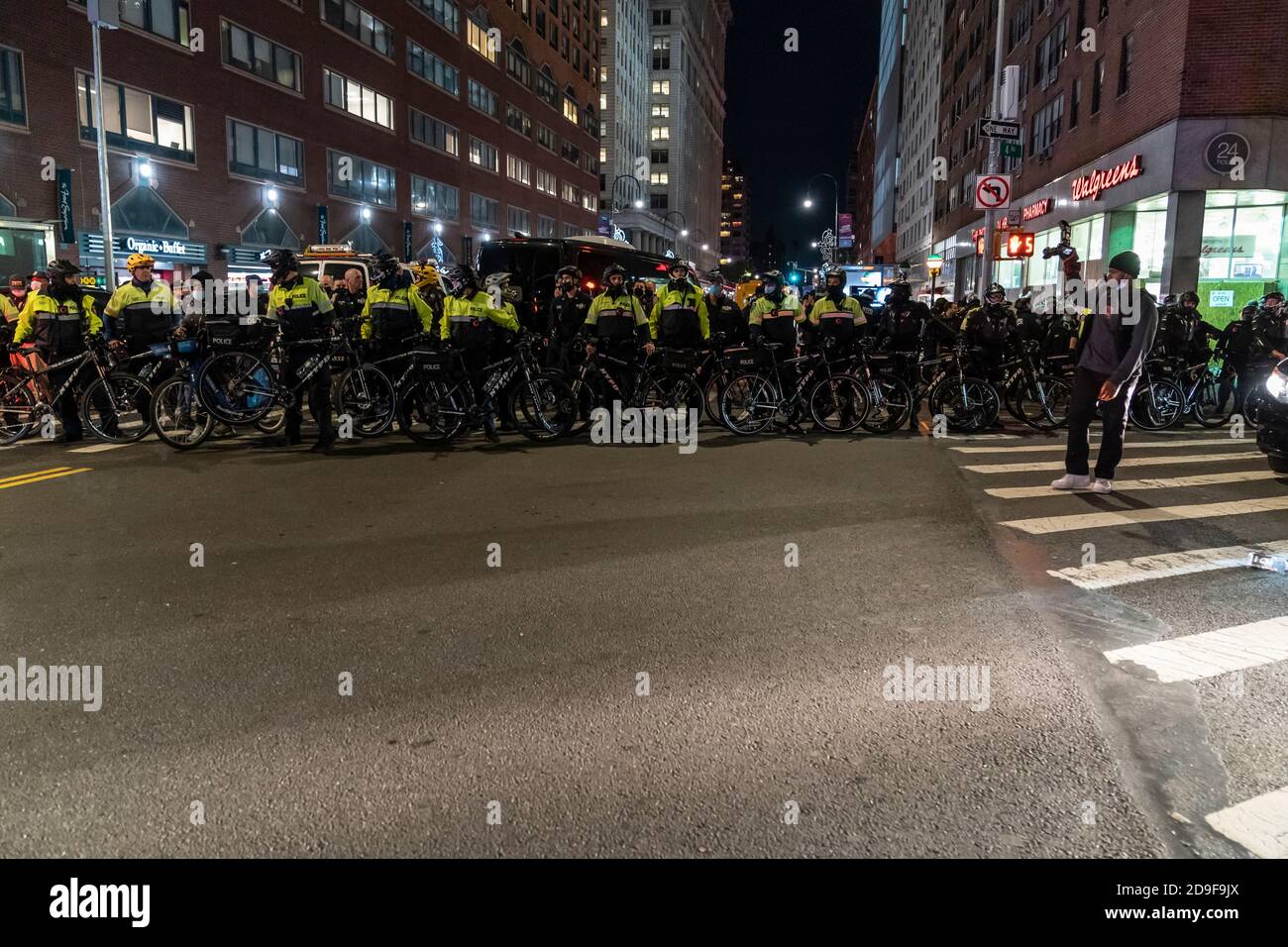 New York, NY - November 4, 2020: Police officers block roadway on 14th ...