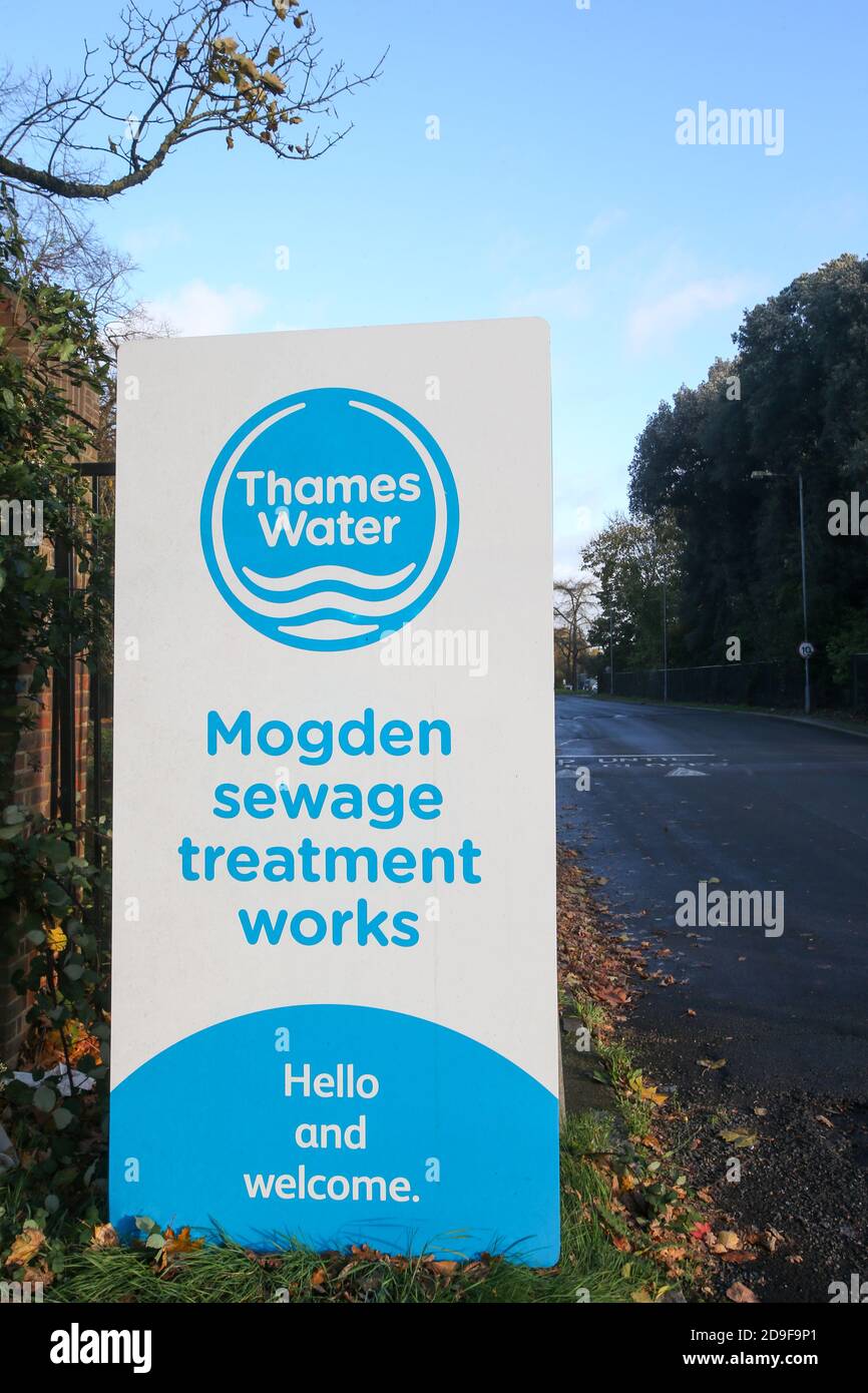 Mogden sewage works hi-res stock photography and images - Alamy