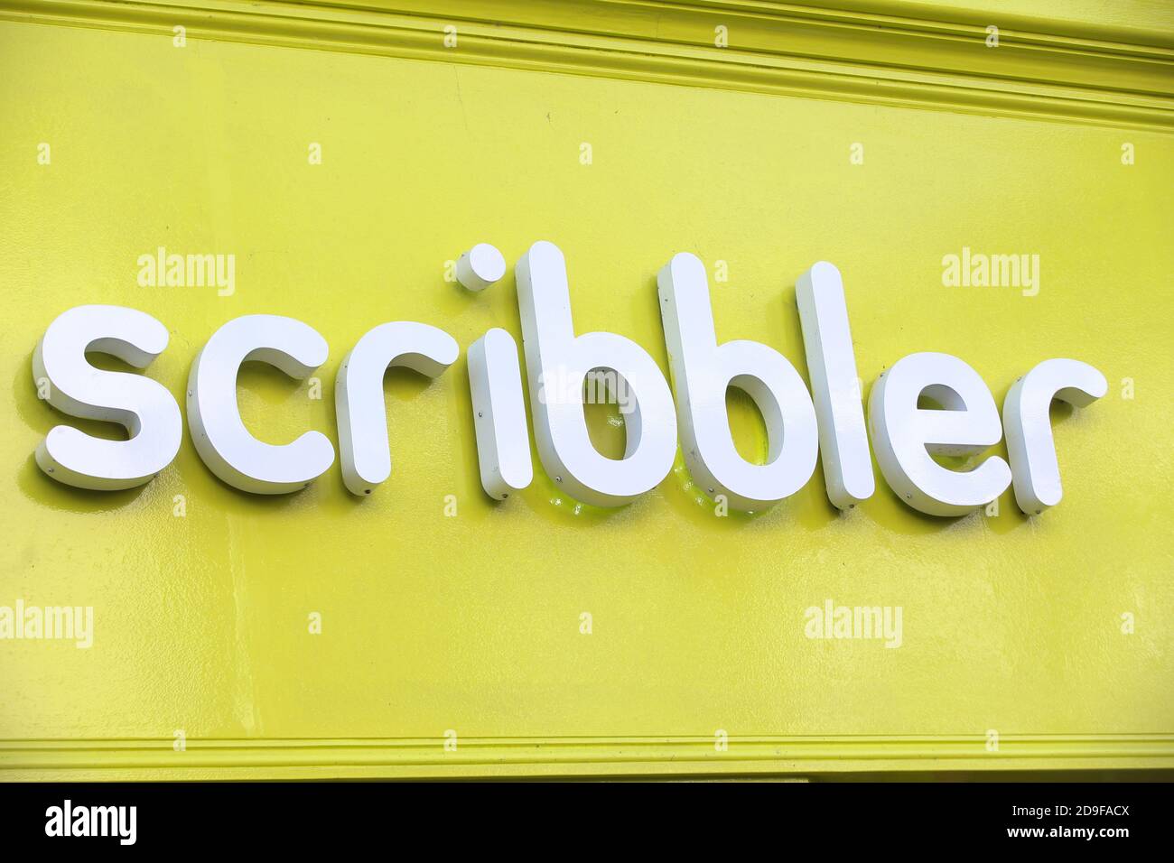 Scribbler sign, Kingston Upon Thames, Surrey Stock Photo - Alamy