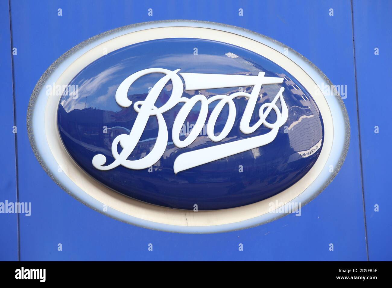 Boots sign, Kingston Upon Thames, Surrey Stock Photo - Alamy