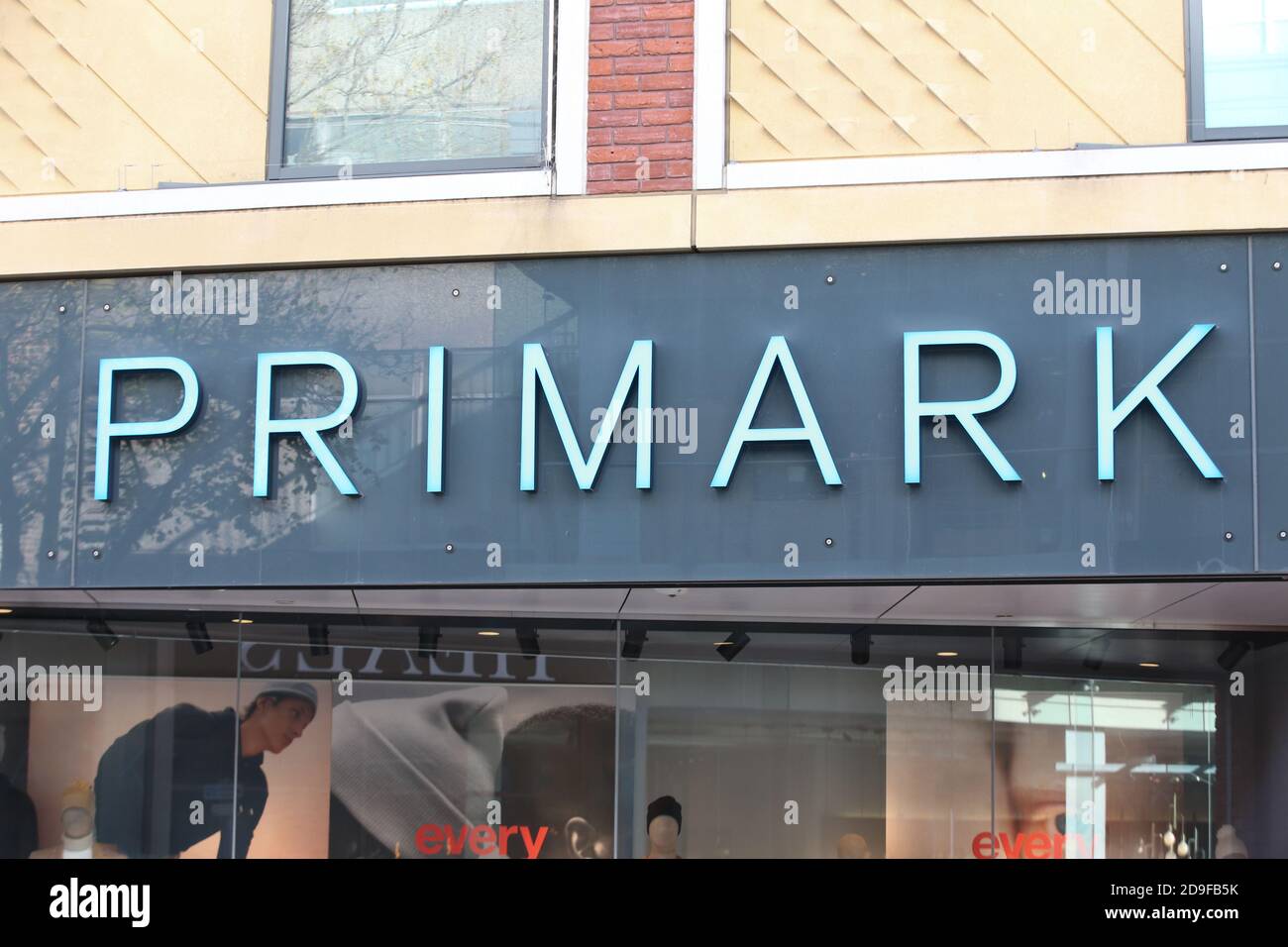 Primark superstore hi-res stock photography and images - Alamy