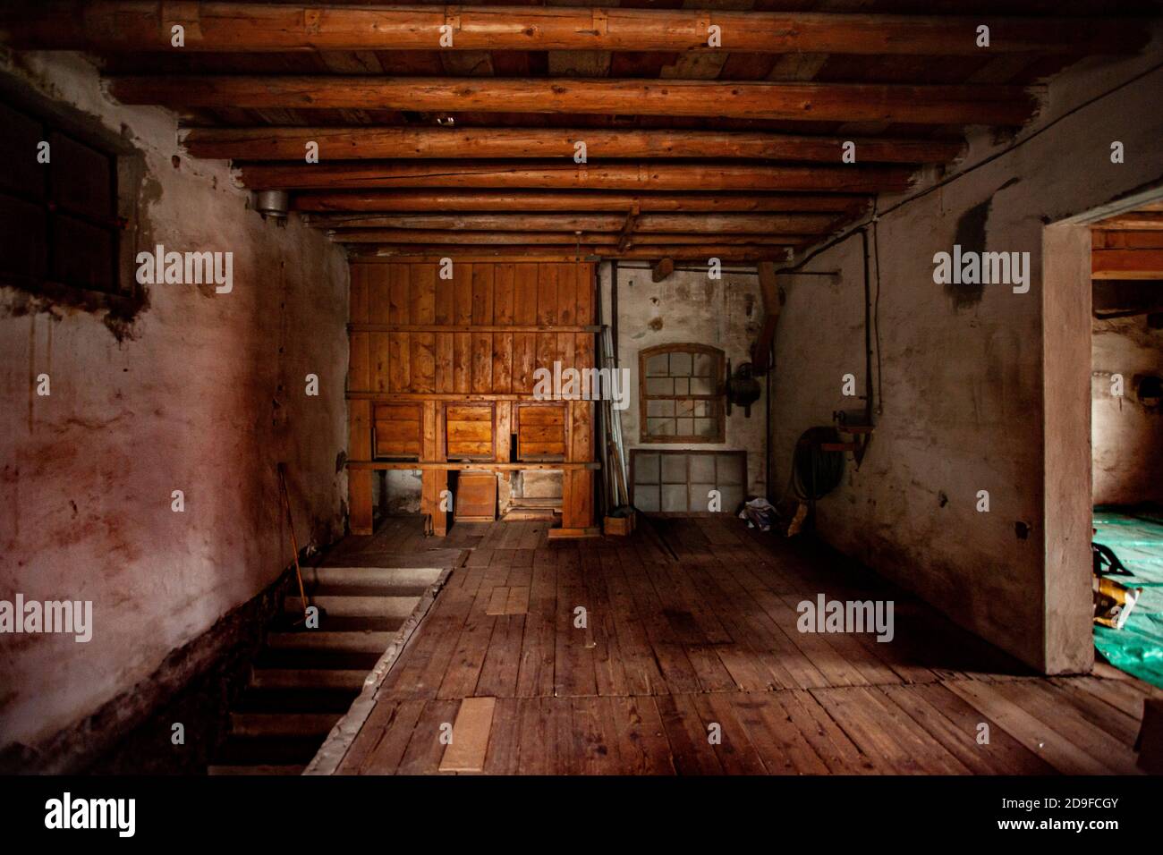 Empty old room stone wall wooden dirty retro hi-res stock photography ...