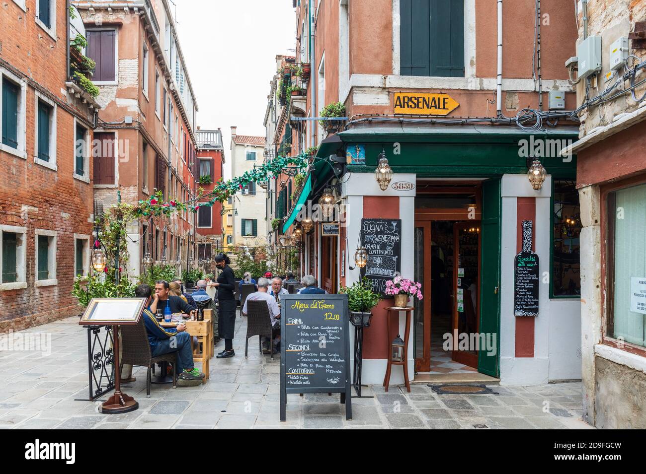 Bar castello venice hi-res stock photography and images - Alamy