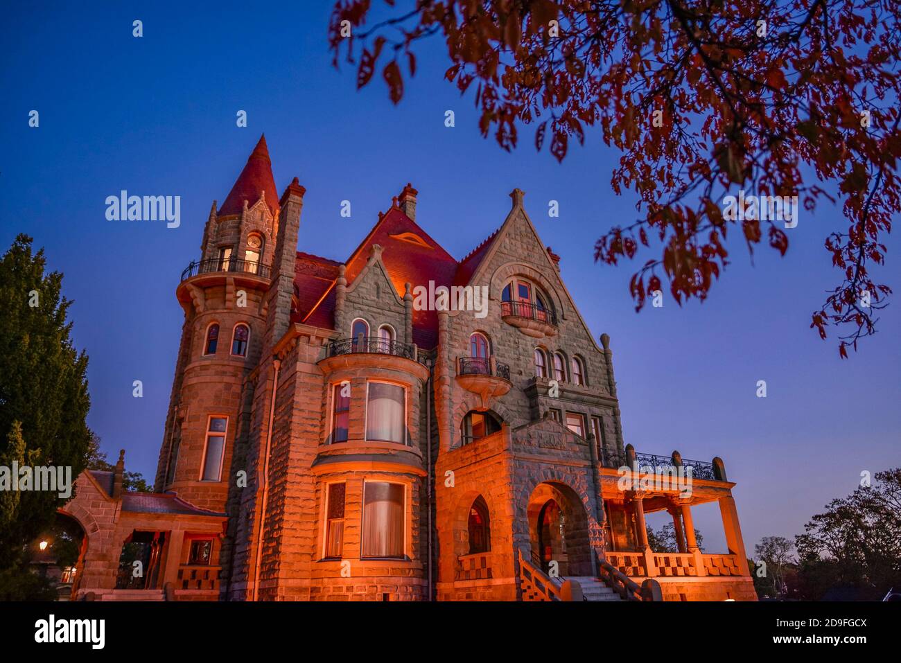 Robert dunsmuir castle victoria hi-res stock photography and images - Alamy