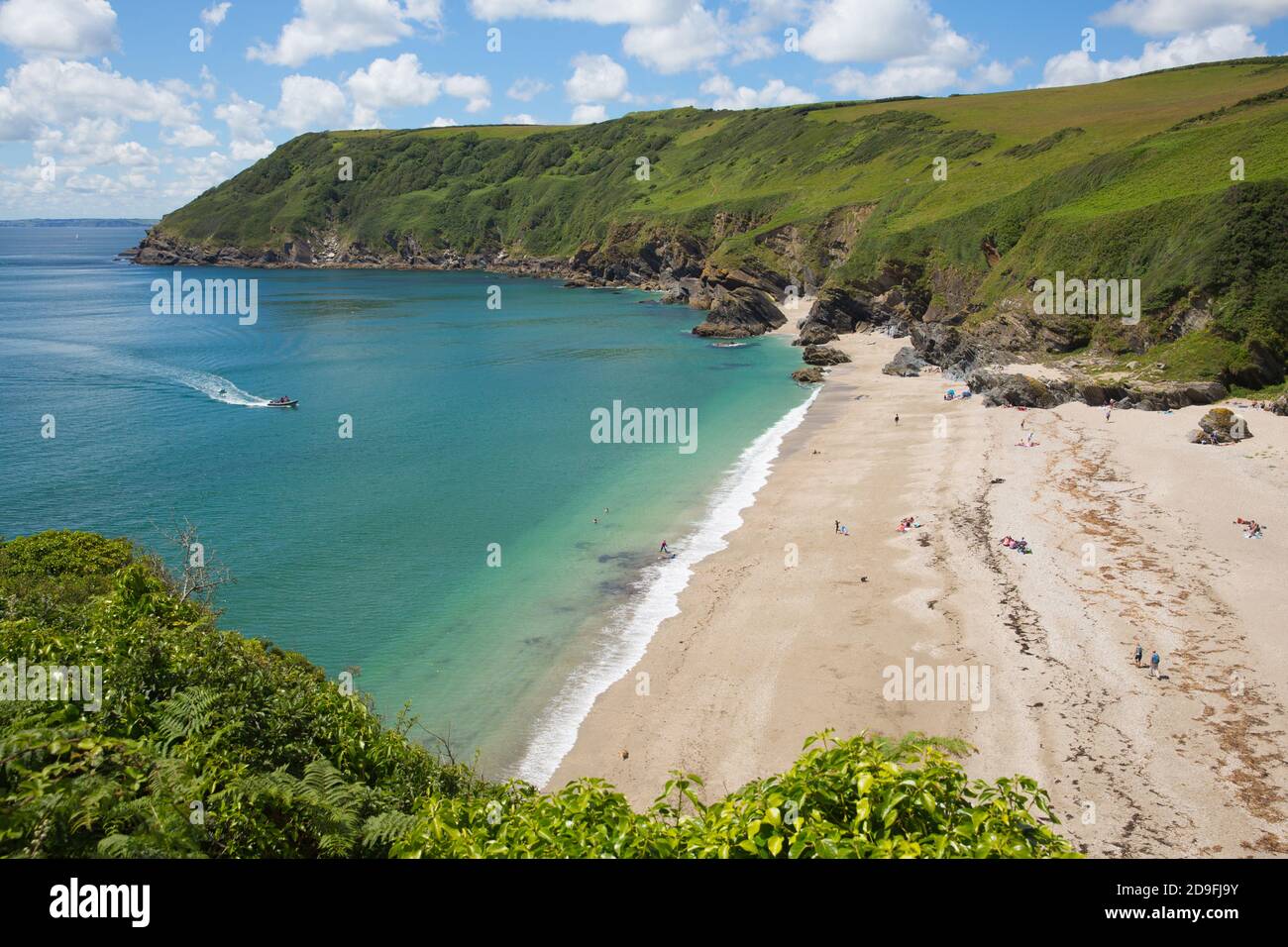 Lantic bay beach cornwall hi-res stock photography and images - Alamy