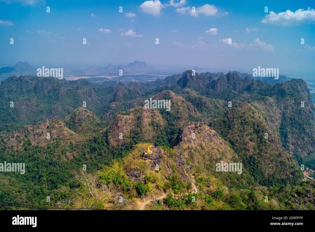 Cloud rock pagoda hi-res stock photography and images - Alamy