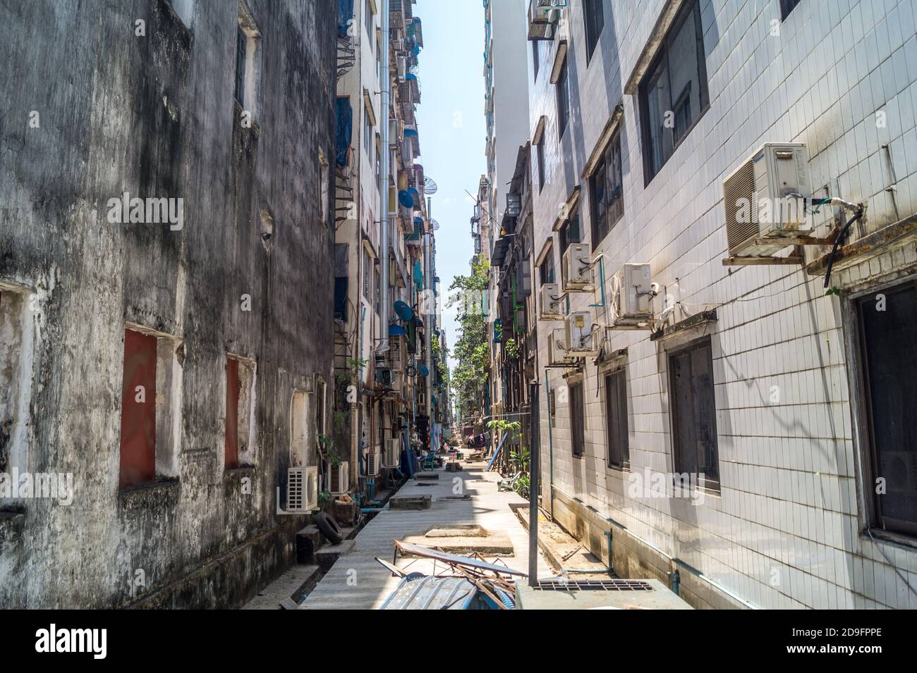 Backalley hi-res stock photography and images - Alamy