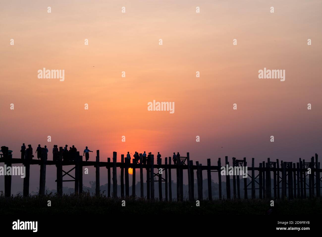 Antique Wooden Bridge High Resolution Stock Photography and Images - Alamy