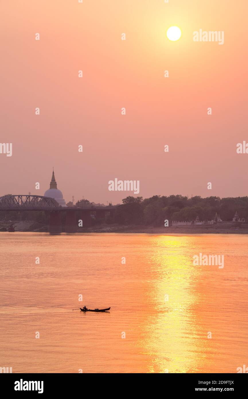 sunrise in myanmar Stock Photo - Alamy
