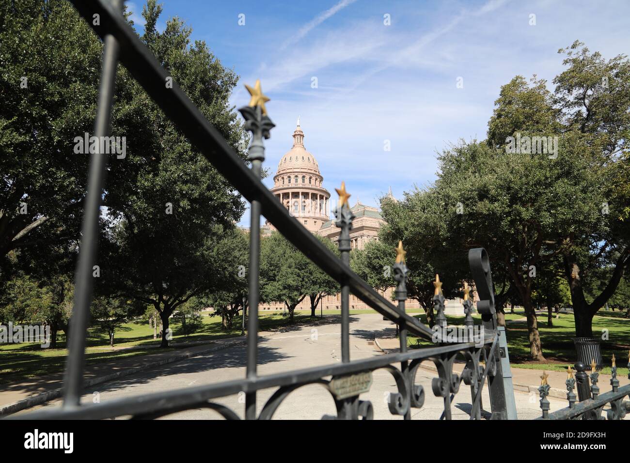 University of texas austin voting hi-res stock photography and images ...