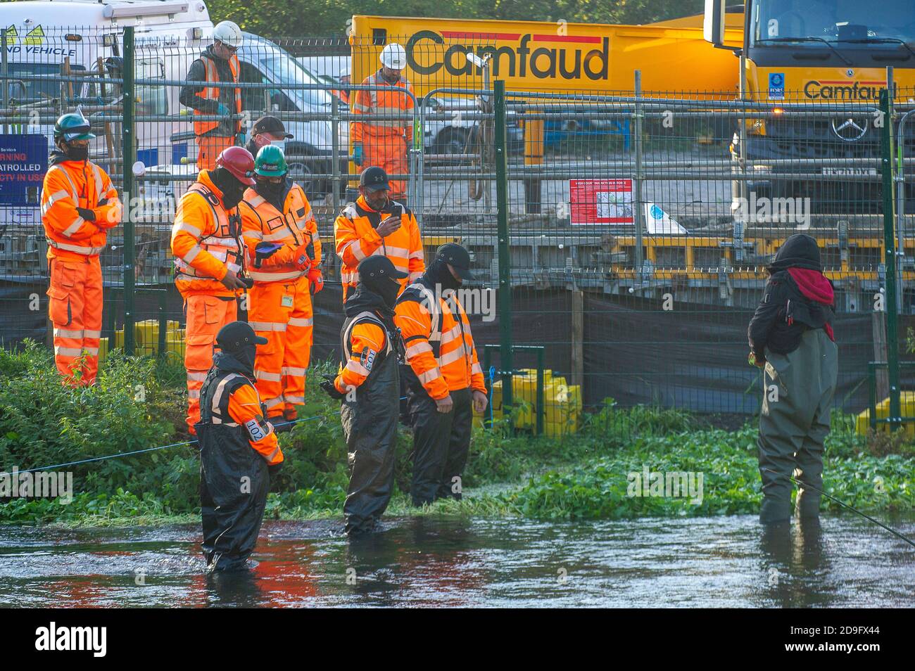 Denham, Buckinghamshire, UK. 5th November, 2020. An anti HS2 protester ...