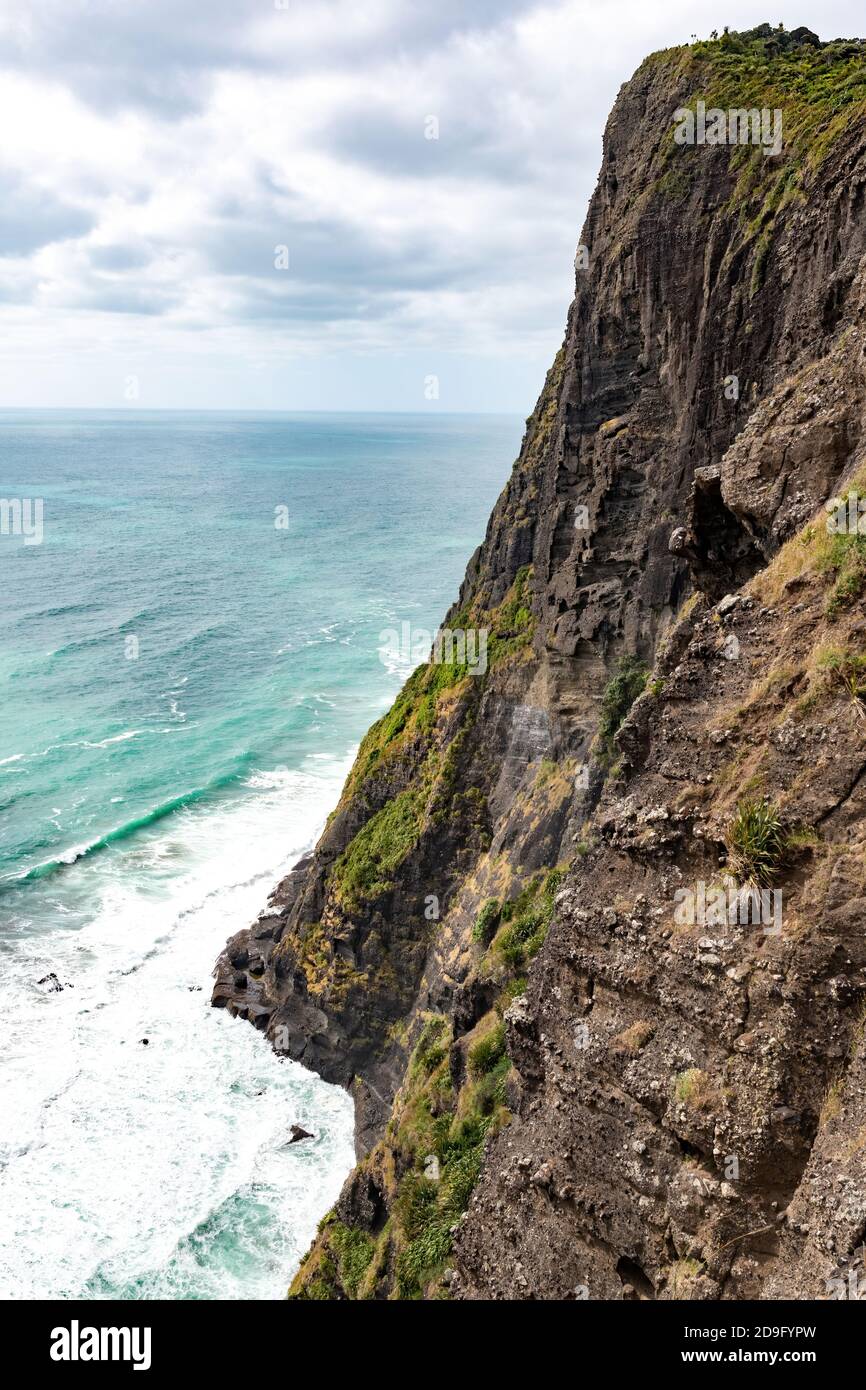 Vertical cliff from lookout Stock Photo - Alamy