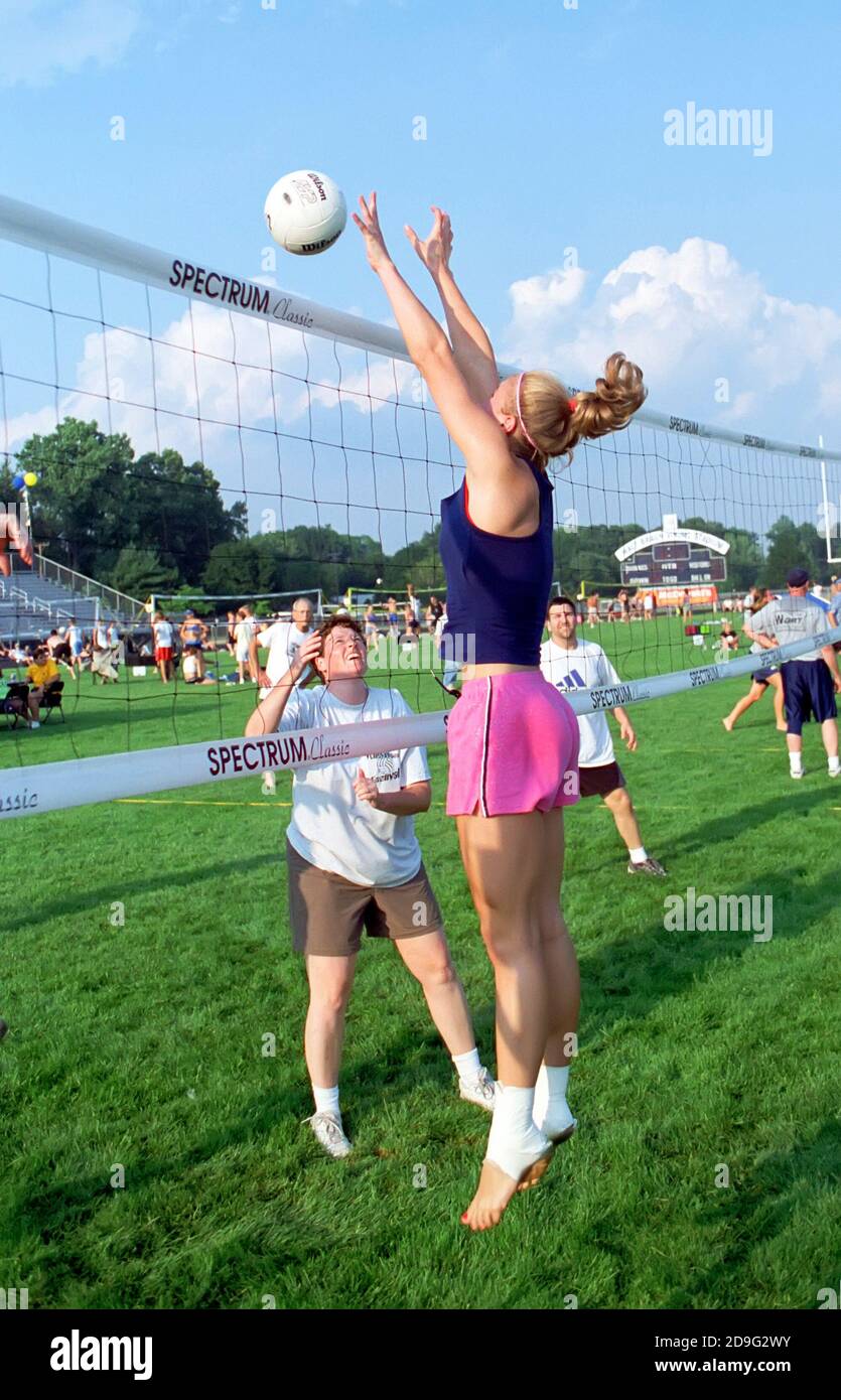 Male volleyball player jumping hi-res stock photography and images - Alamy