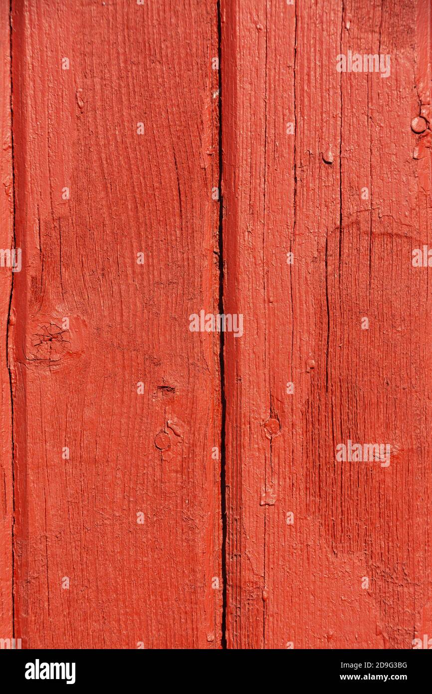 Exterior of old red barn in the Midwest Stock Photo - Alamy