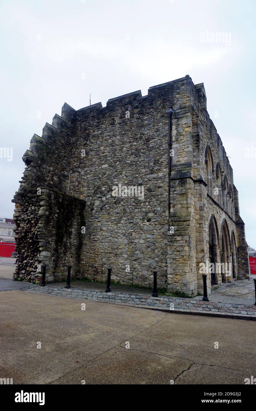Bargate tower hi-res stock photography and images - Alamy