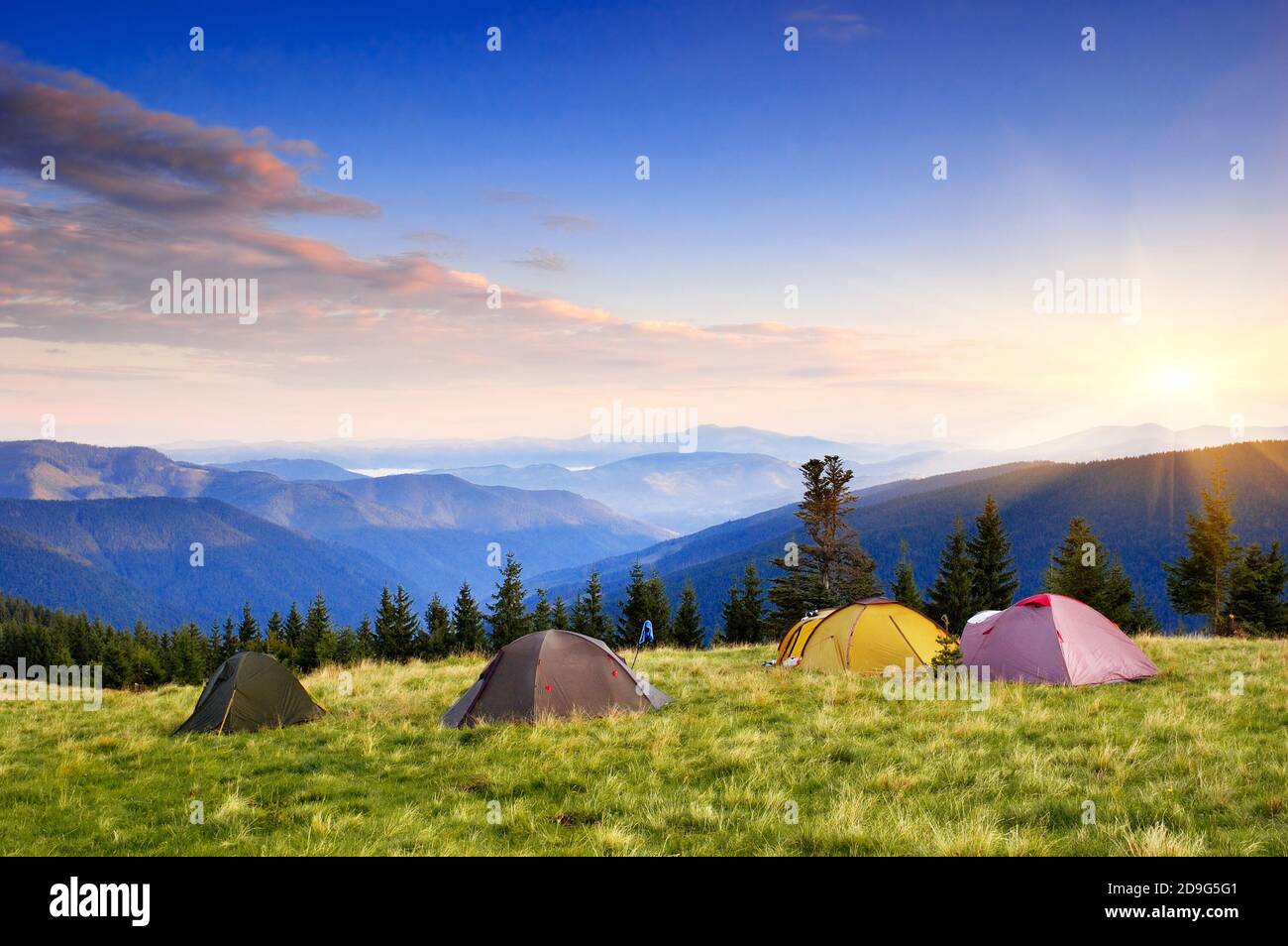 Meadow landscape tent hi-res stock photography and images - Alamy