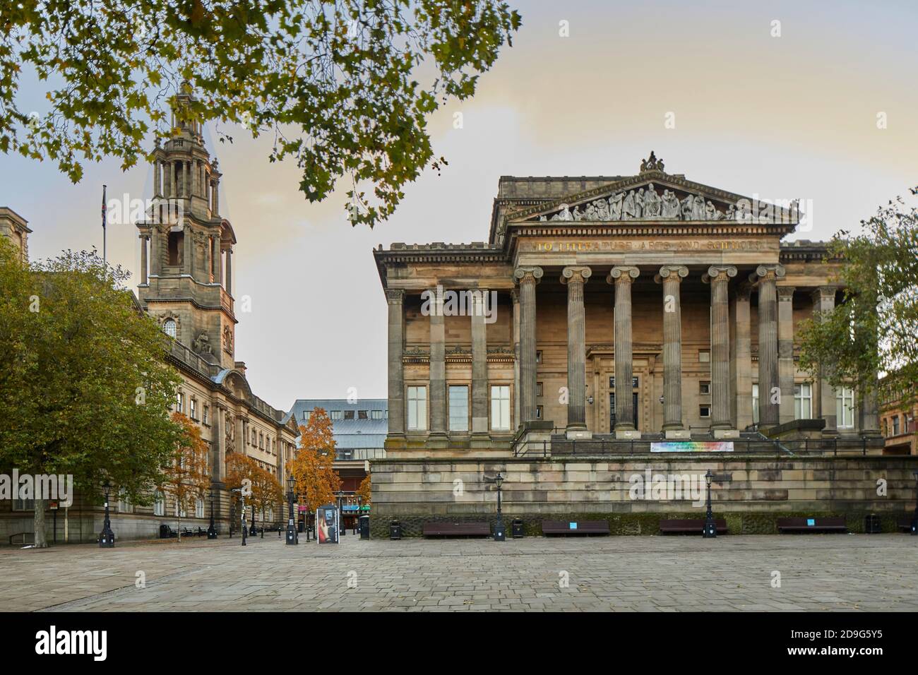 Harris museum and art gallery hi-res stock photography and images - Alamy