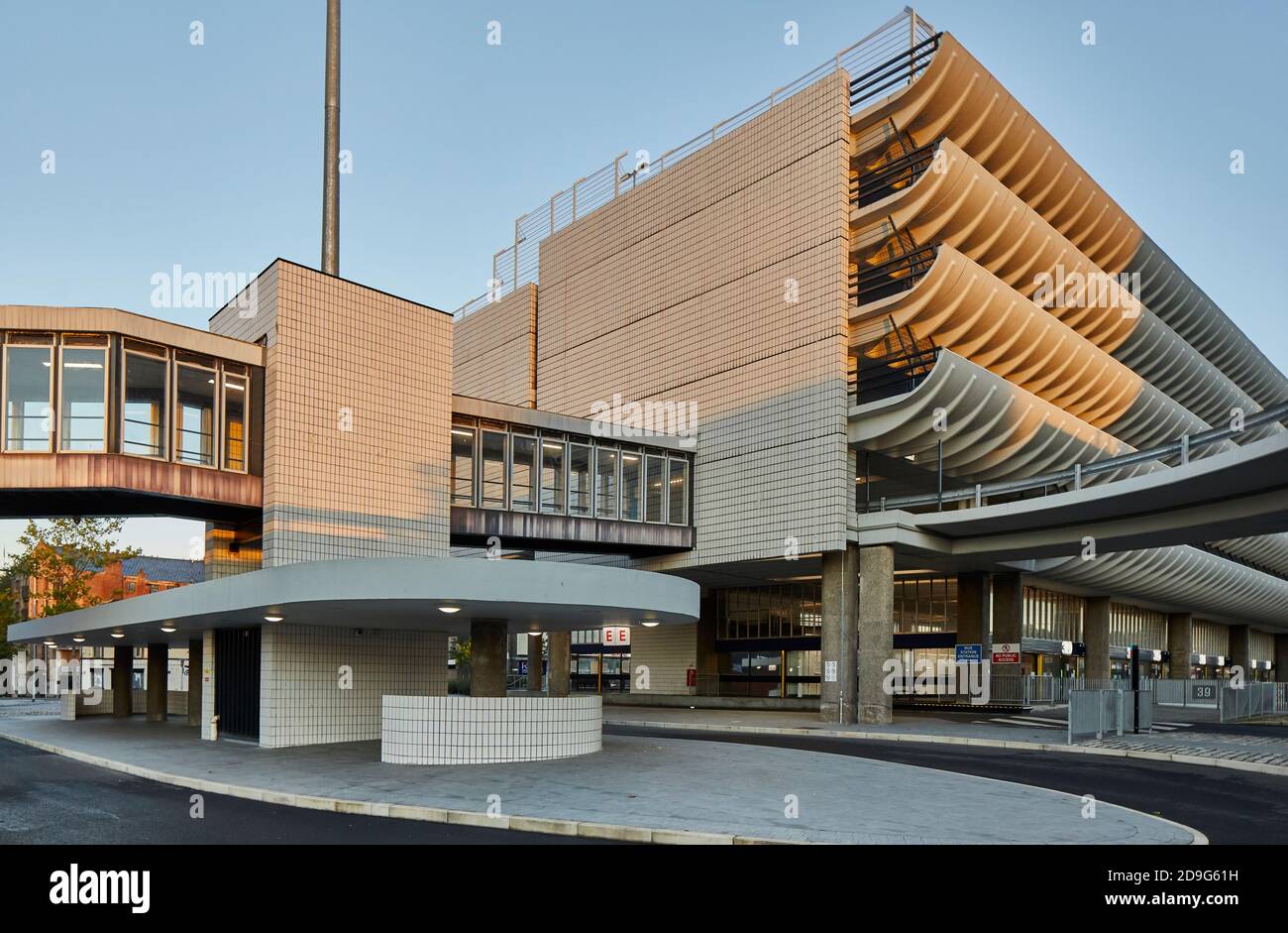 Ove arup hi-res stock photography and images - Alamy