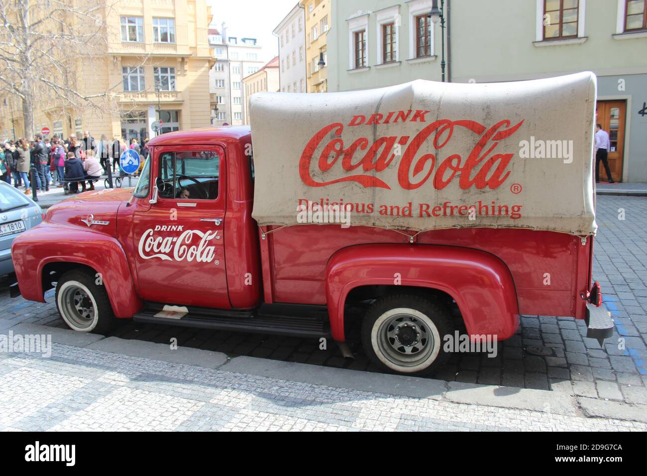 Vintage coke hi-res stock photography and images - Alamy