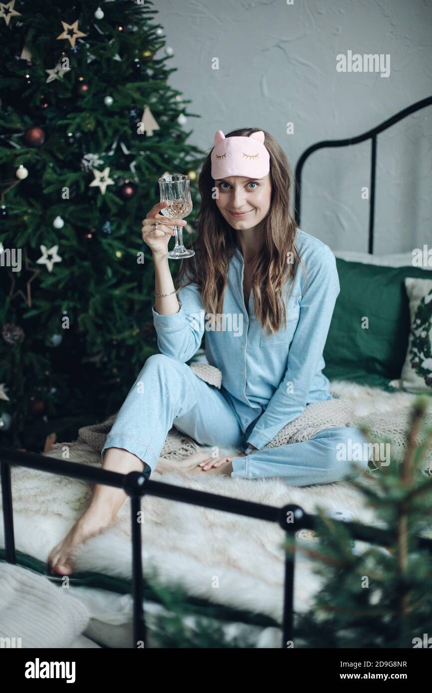 Woman raise glass hi-res stock photography and images - Alamy