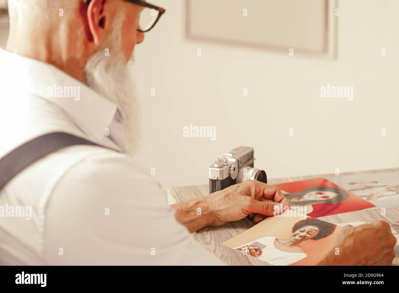 Sad photographer hi-res stock photography and images - Alamy